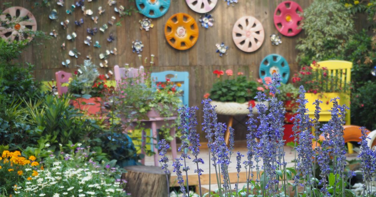 10 DIY garden ideas on a budget | CAP UK